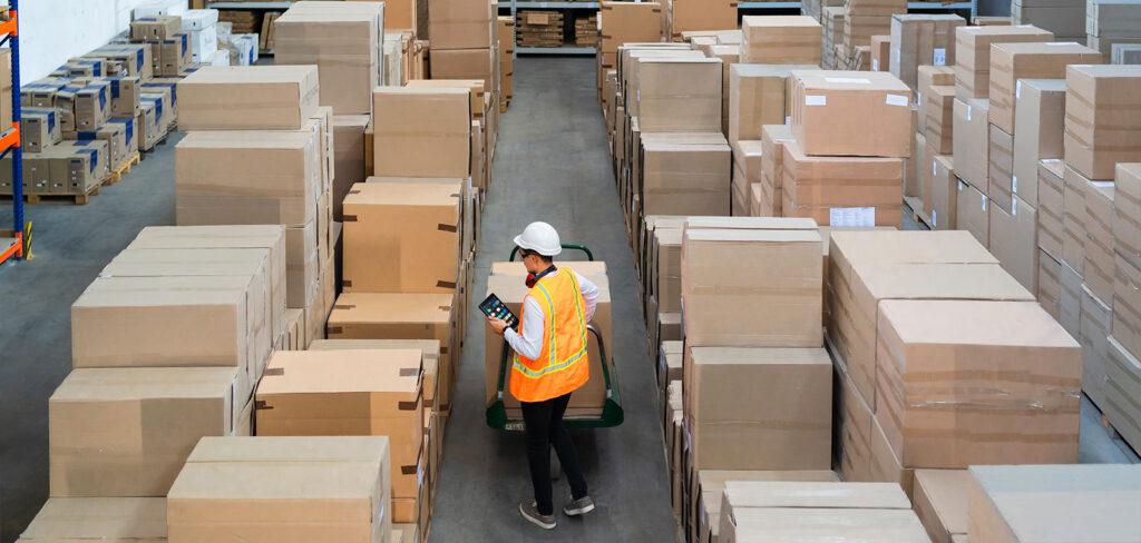 What Is a 3PL? How They Work and When to Use One - SellersFi